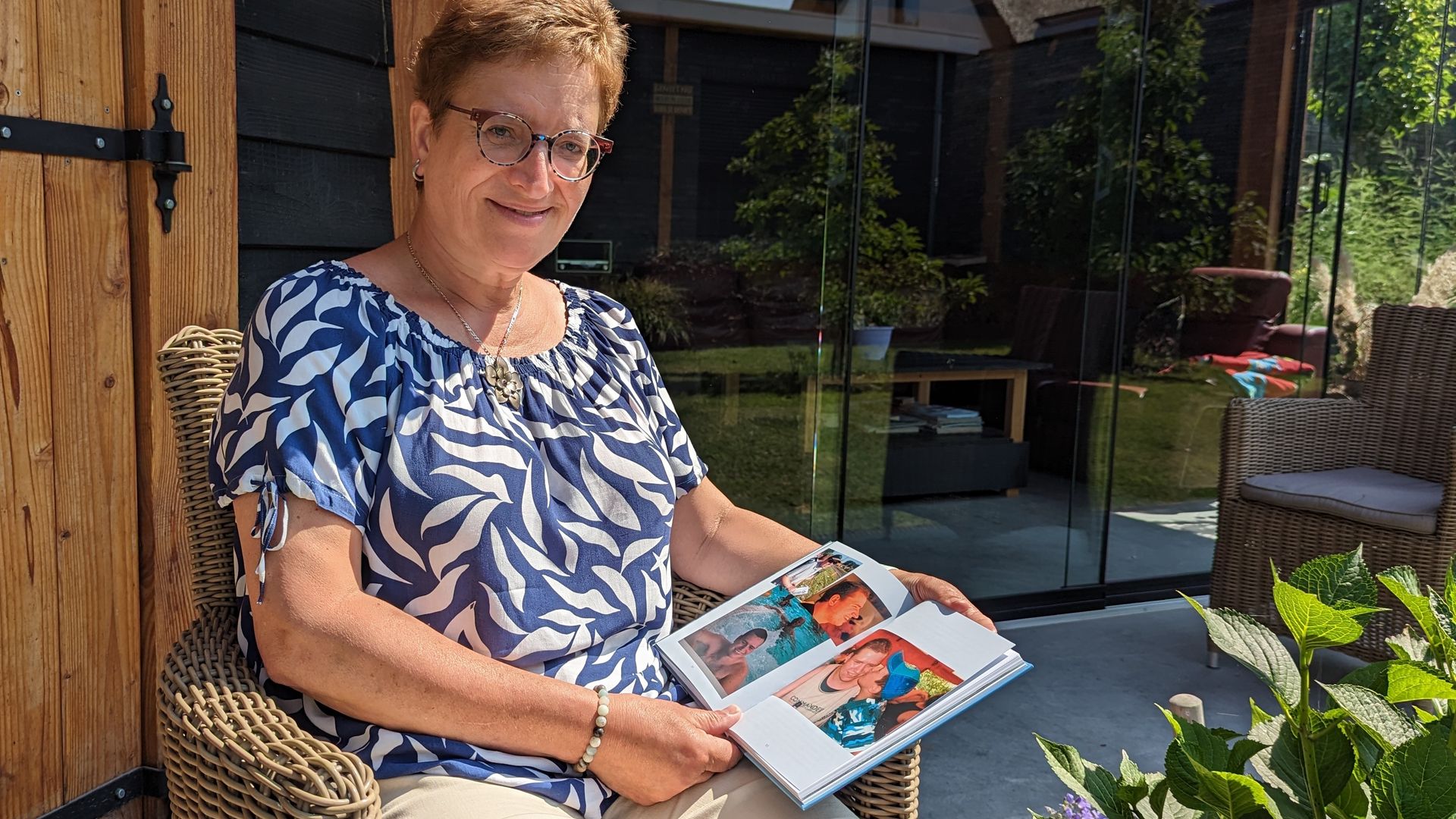 Ruim 200 pagina’s vertellen het aangrijpende verhaal van een gezin